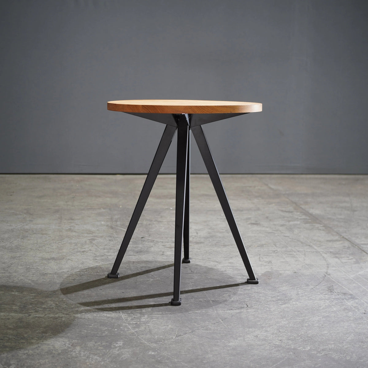 Hay and Ahrend Pyramid Coffee Table 51 by Wim Rietveld – REHAUS