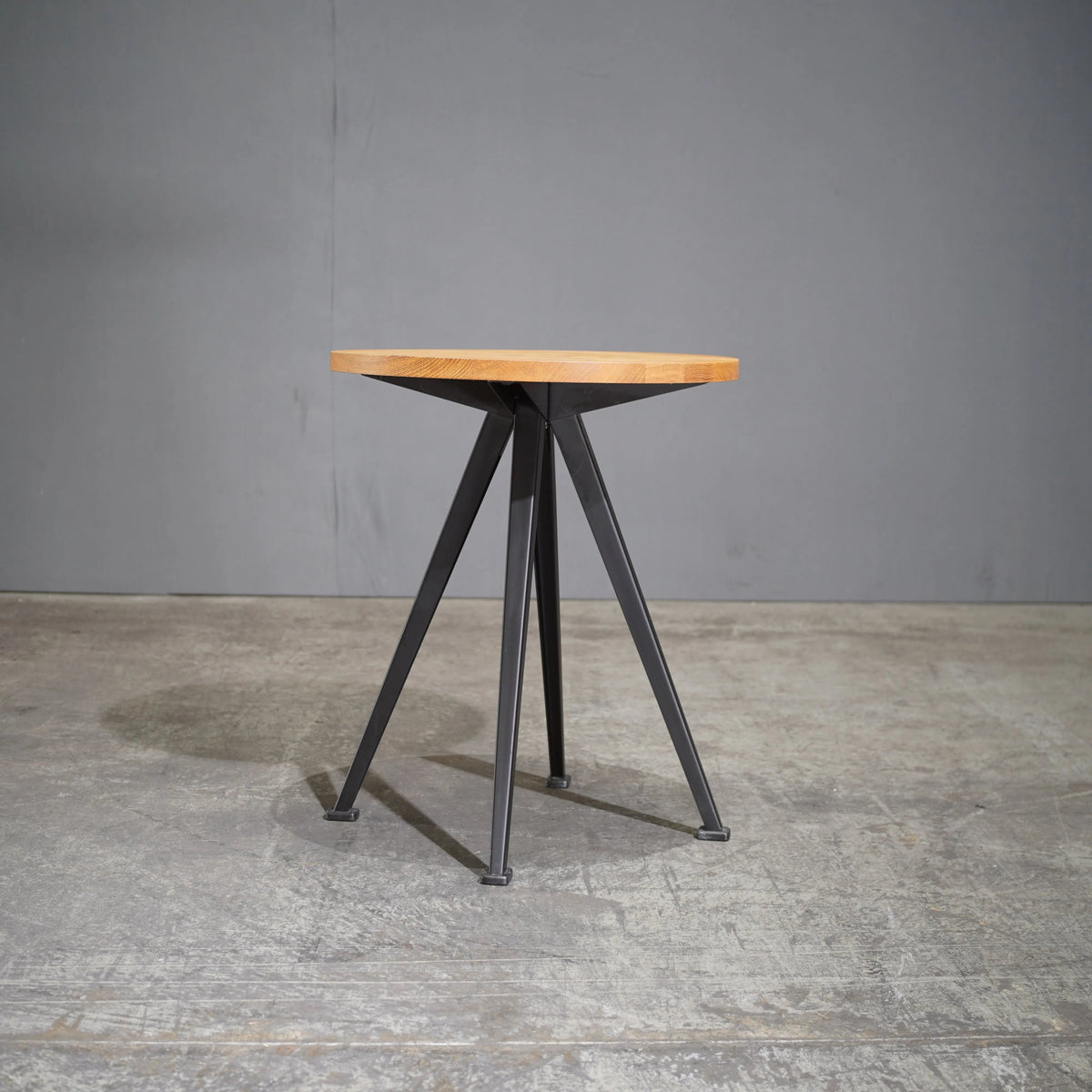 Hay and Ahrend Pyramid Coffee Table 51 by Wim Rietveld – REHAUS