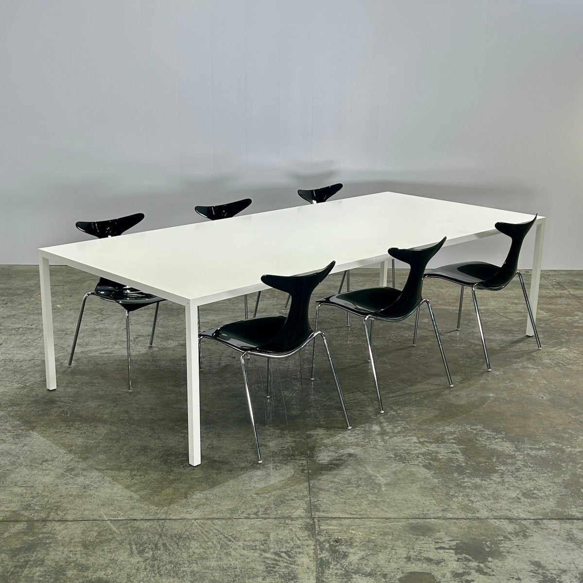 MDF Italia Tense Dining Table by Piergiorgio & Michele Cazzaniga – REHAUS