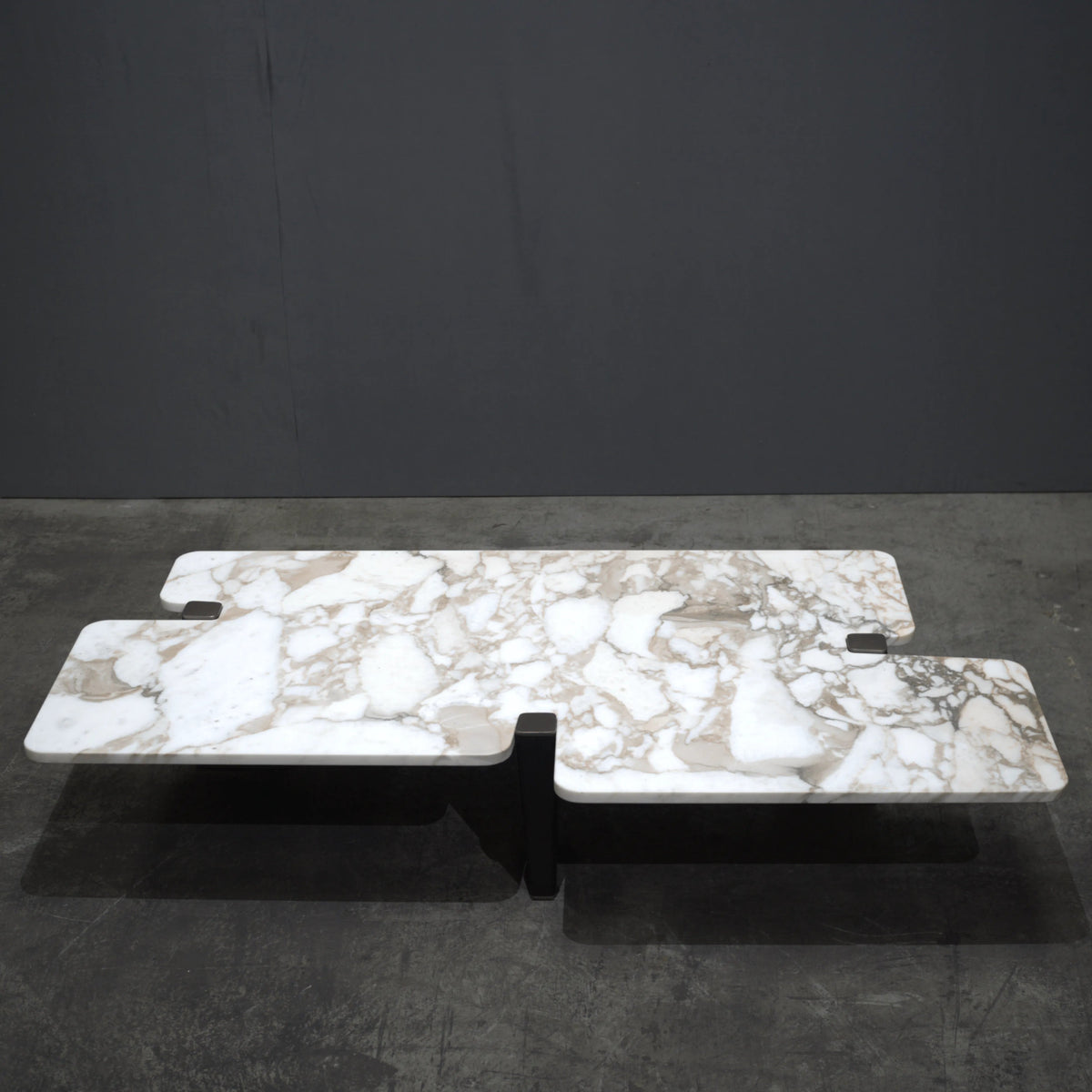 Minotti Marble Jacob Coffee Table by Rodolfo Dordoni – REHAUS
